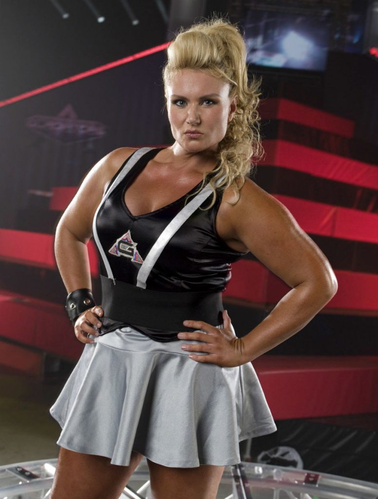 The 8 Strongest Women to Ever Walk the Earth