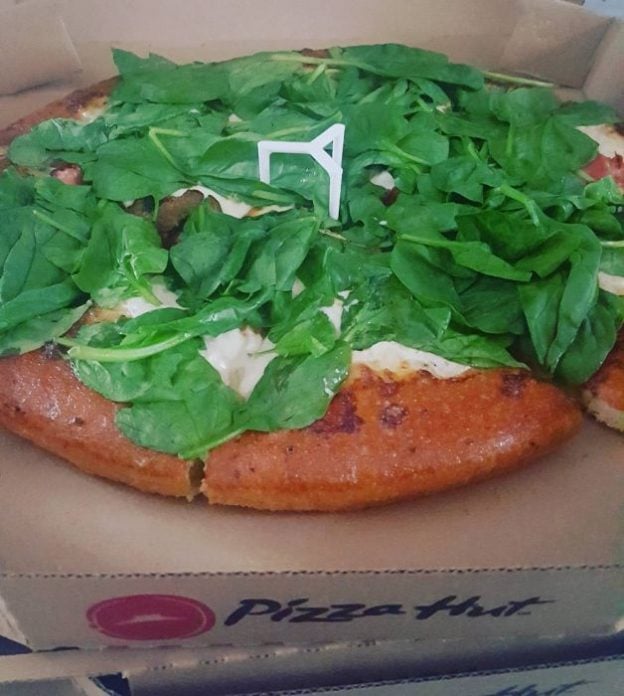 ≡ 16 Heartbreaking Pizza Fails Brain Berries