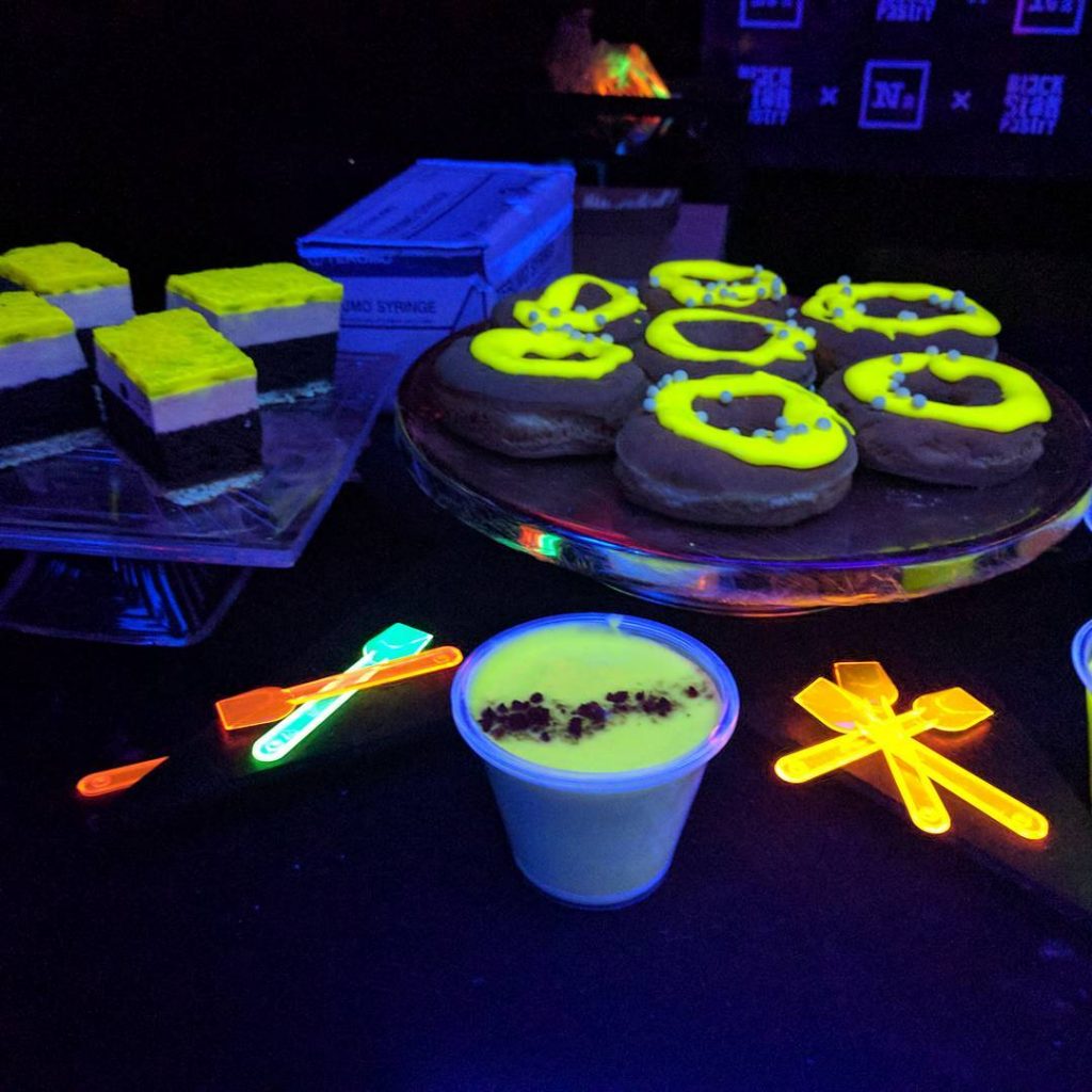 Glow-in-the-Dark Doughnuts (Glonuts) Are A Real Thing You Can Eat!