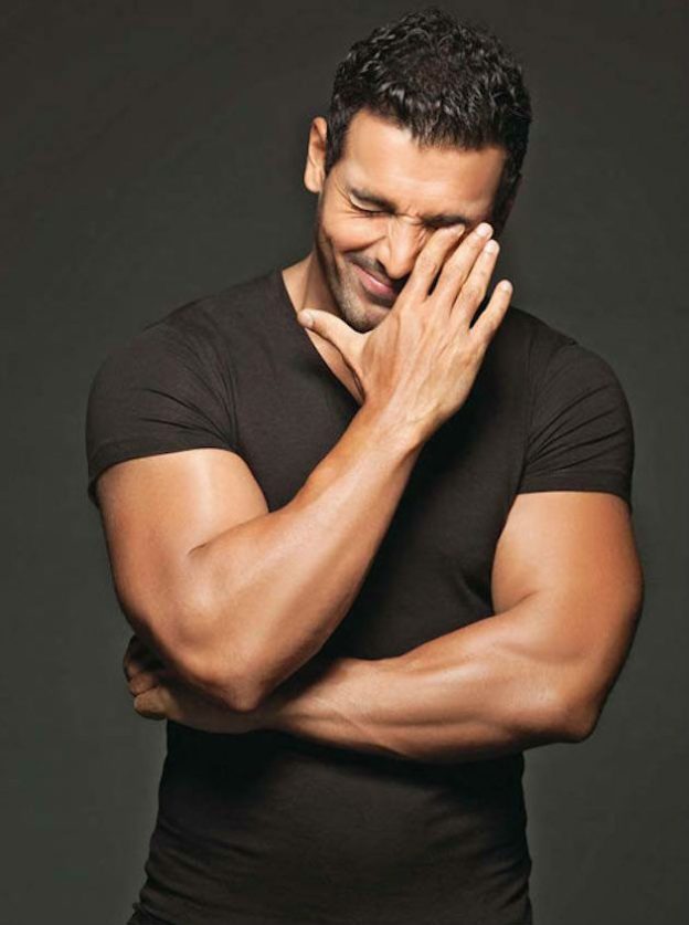 ≡ Top 9 Most Popular Bollywood Actors Brain Berries