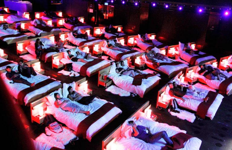 ≡ 15 Most Stunning Movie Theaters Around The World Brain Berries