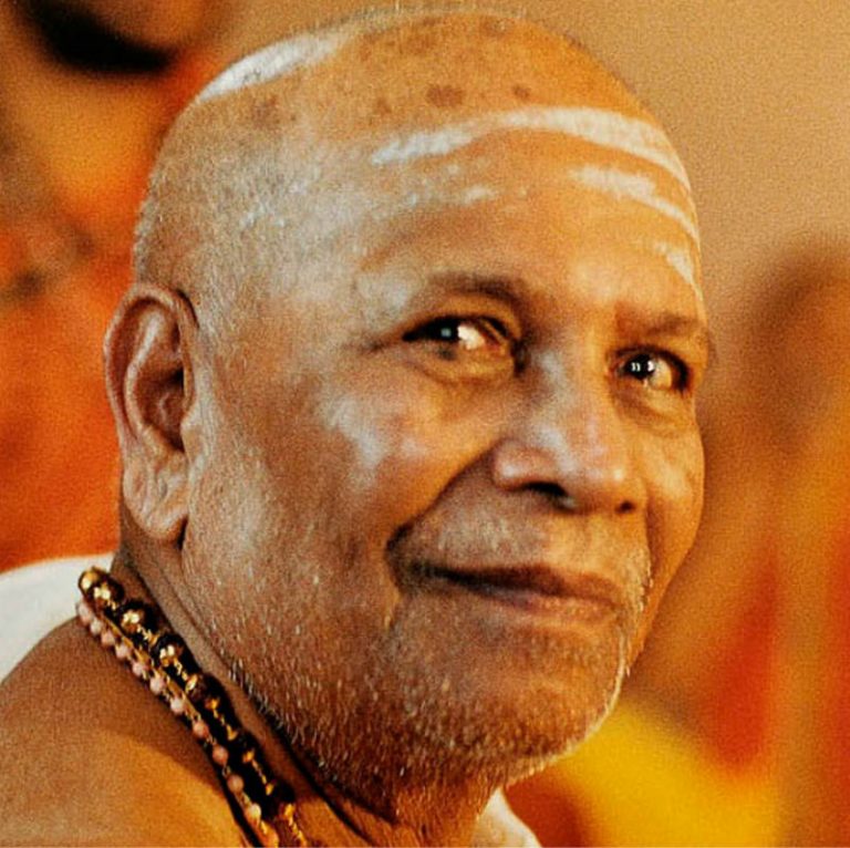 ≡ The 10 Most Influential Modern Yoga Gurus Of All Time Brain Berries