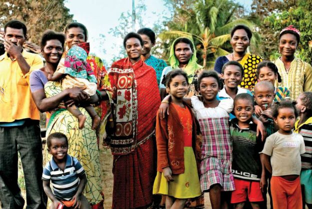 ≡ Incredible Tribes You Can Still Find Deep In The Forests Of India ...