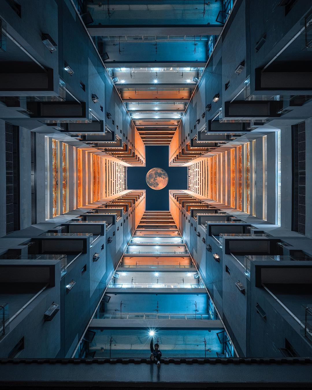 20 Perfectly Symmetrical Photos To Soothe Your Soul WAARmedia