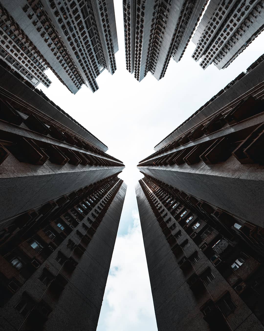 20 Perfectly Symmetrical Photos To Soothe Your Soul WAARmedia