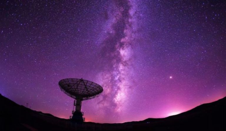 11 Theories On Why Aliens Keep Avoiding Us