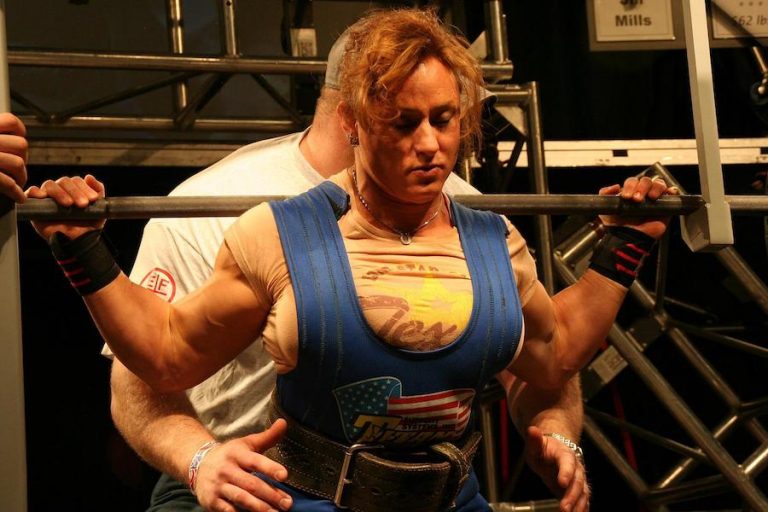 ≡ 10 of the Strongest Women in The World Brain Berries