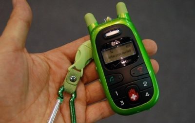 Top 10 Tiniest Phones Ever Made