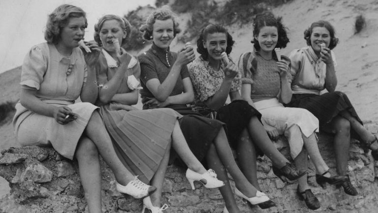 ≡ How Healthy Body Image Changed Through History Brain Berries