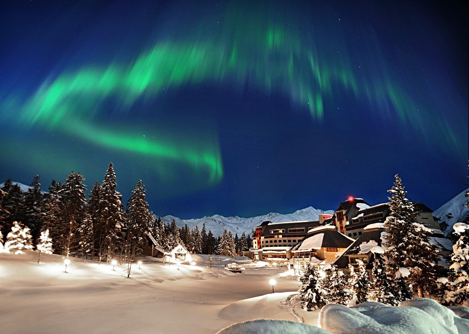 Amazing Hotels Where You Can Watch The Northern Lights