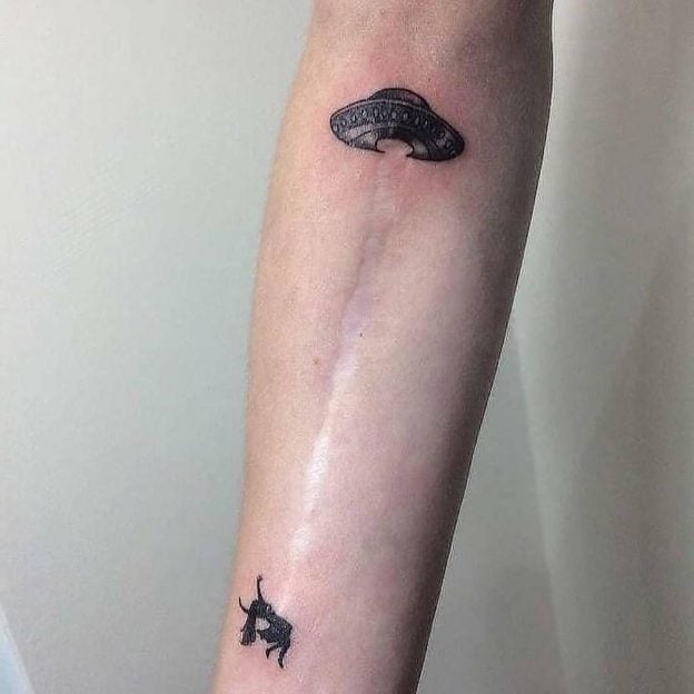 15 Creative Scar Tattoo Cover Ups