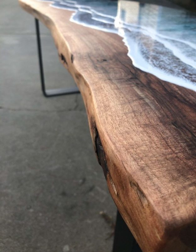 ≡ This Ocean Wave Resin Table Is The Thing You Need In Your Life Brain ...