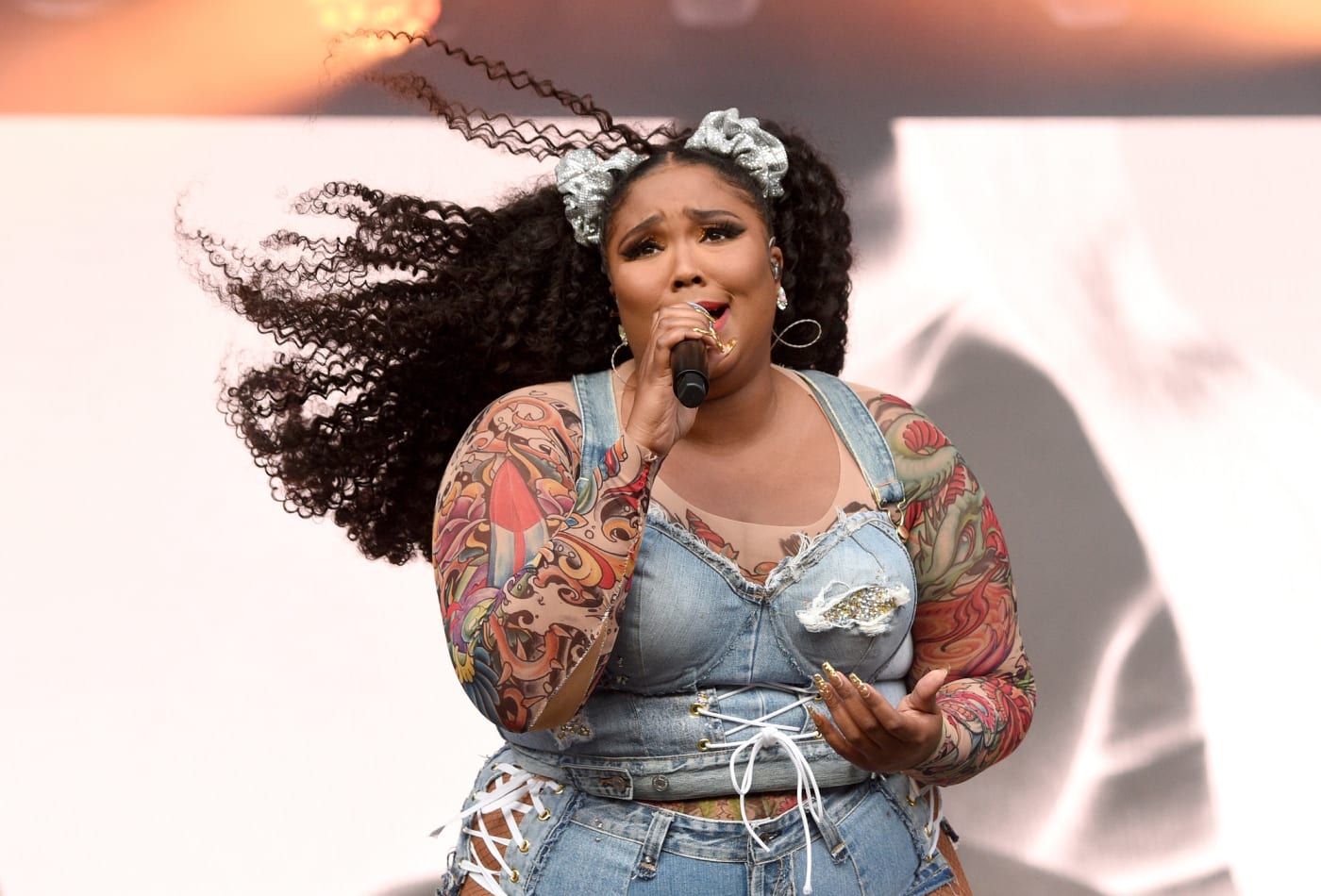 ≡ 10 Most Stunning Plus-Size Hollywood Stars Brain Berries