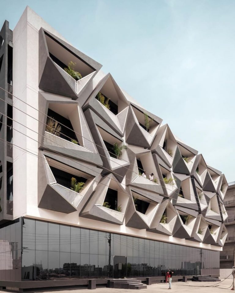 12 Truly Mind Blowing Examples Of Architecture Projects