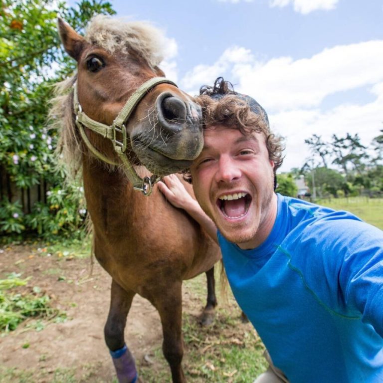 Guy Travels Around the World Taking Adorable Selfies With Local Animals