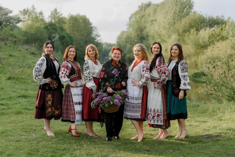 ≡ 6 Things You Should Know About Ukrainian Culture Brain Berries