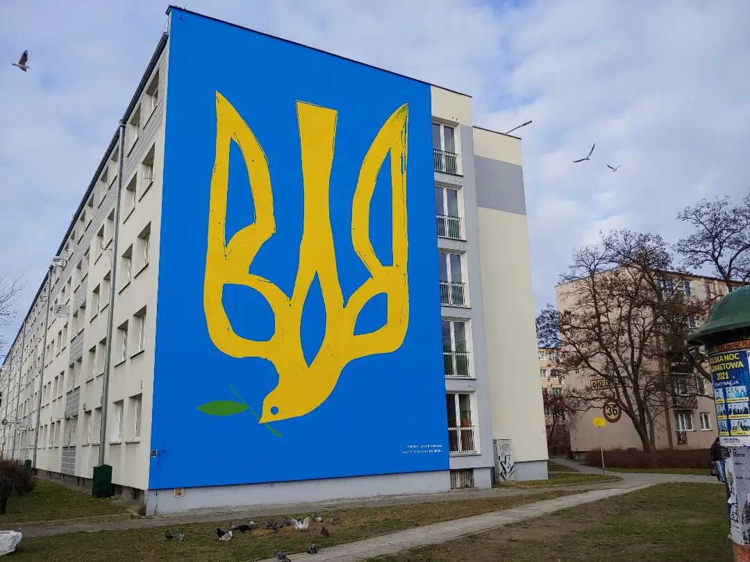≡ Stunning Street Art Murals in Support of Ukraine Brain Berries
