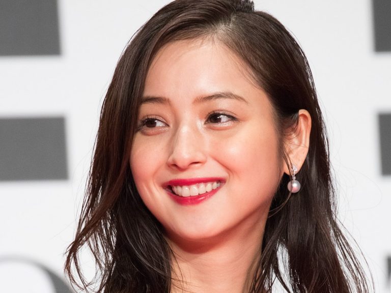 Inilah 12 Artis Jepang Tercantik! Salah Satunya Mikako Tabe!