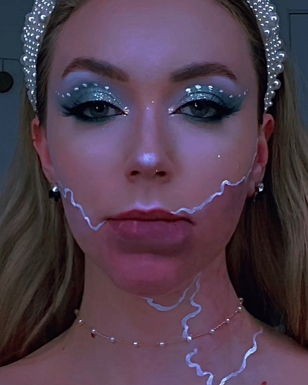 ≡ Woman Goes Through 20 Surgeries To Remove A Dangerous Birthmark Brain Berries