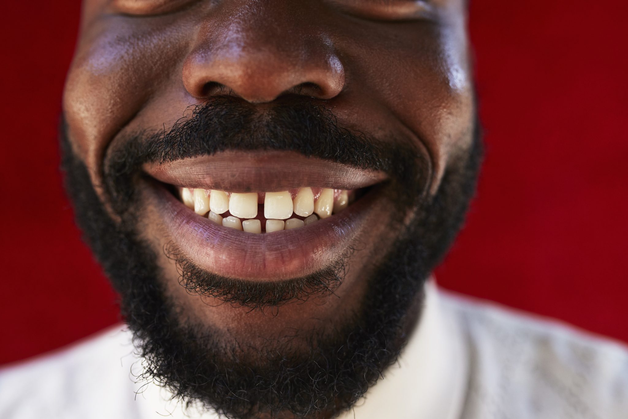 What Having A Gap Between Your Front Teeth Says About You, According To ...